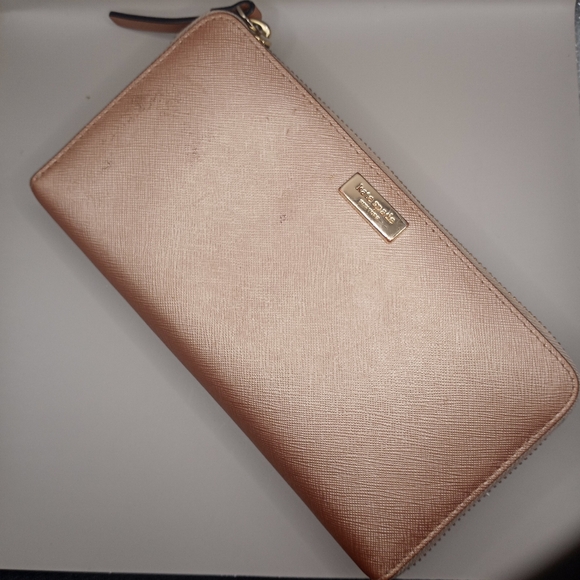 kate spade | Bags | Kate Spade Neda Laurel Way Wallet In Rose Gold ...